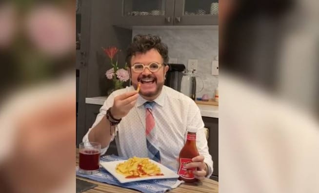 Aleks Syntek furioso por memes y burlas luego de publicar un TikTok