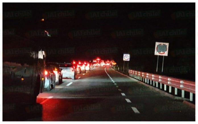 Retrasos de hasta hora y media y embotellamiento en carretera Mérida-Cancún Retrasos de hasta hora y media y embotellamiento en carretera Mérida-Cancún