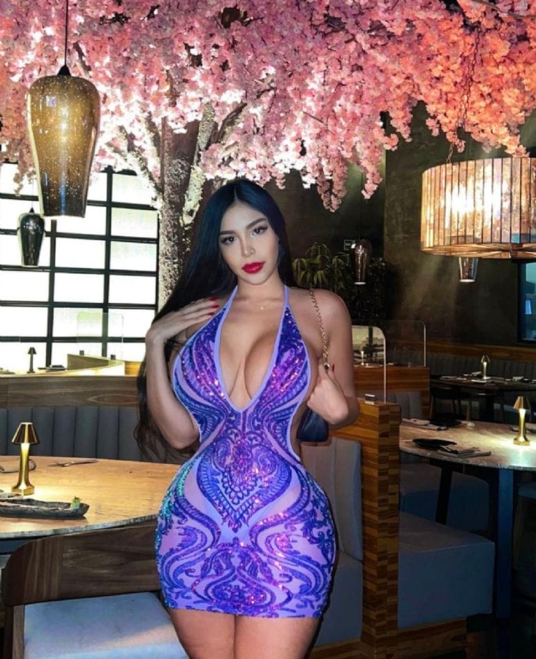 ¡Tiembla Karely Ruiz! Ella es Ennid Wong, la voluptuosa modelo de OnlyFans que cobra por una cita