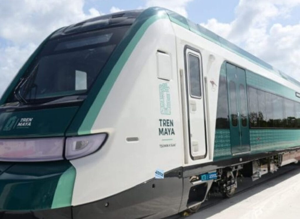 Conoce por dentro el primer vagón del Tren Maya que llegó a Cancún