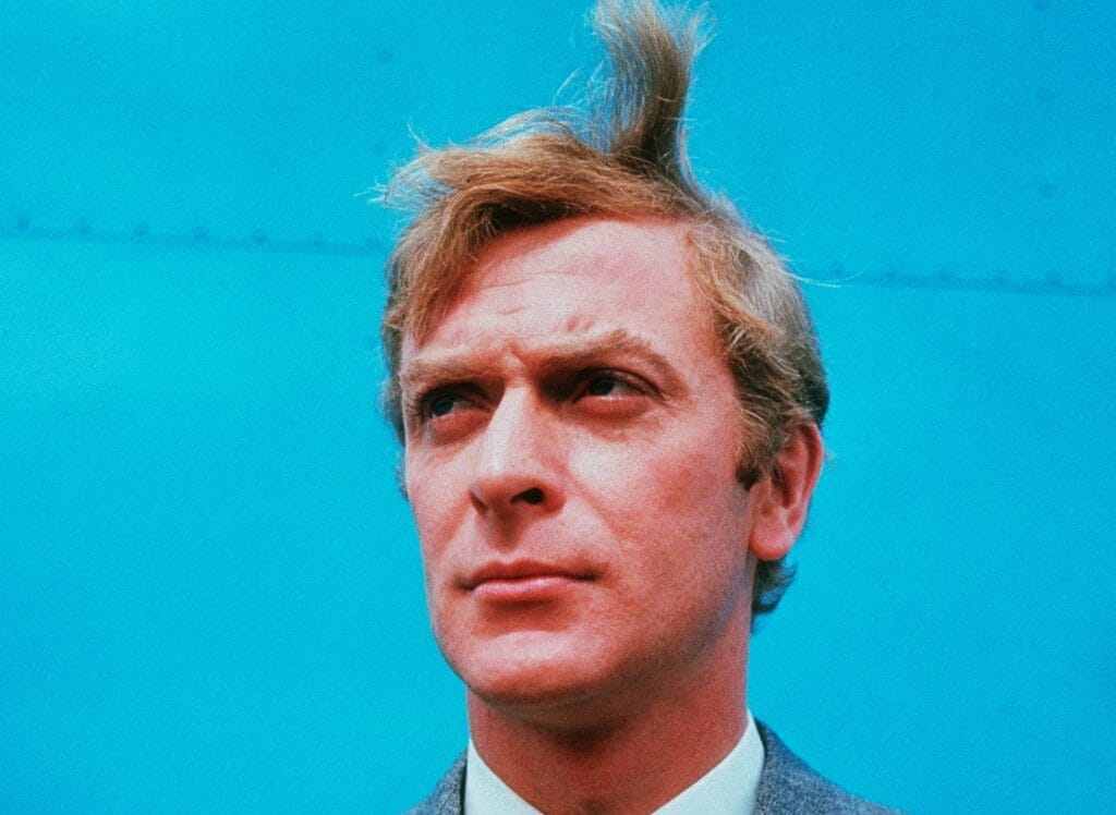 Michael Caine anuncia su retiro del cine a sus 90 años