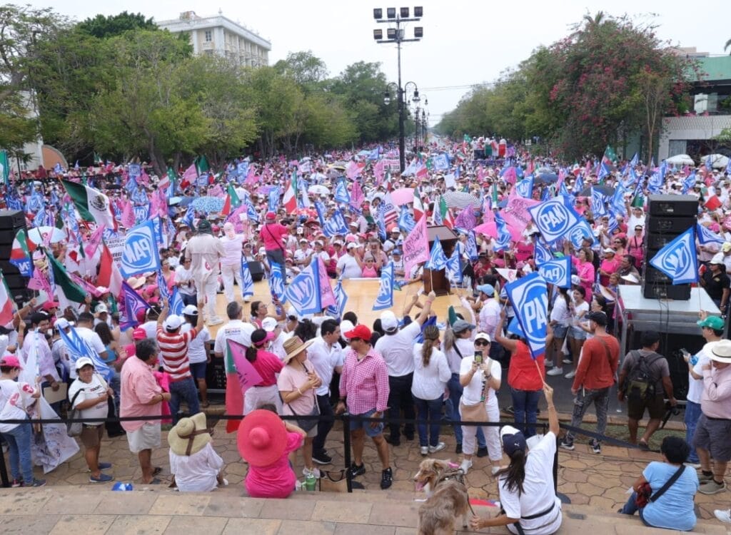 Yucatán. Marea rosa en defensa de la patria: Miles se reúnen en el ...